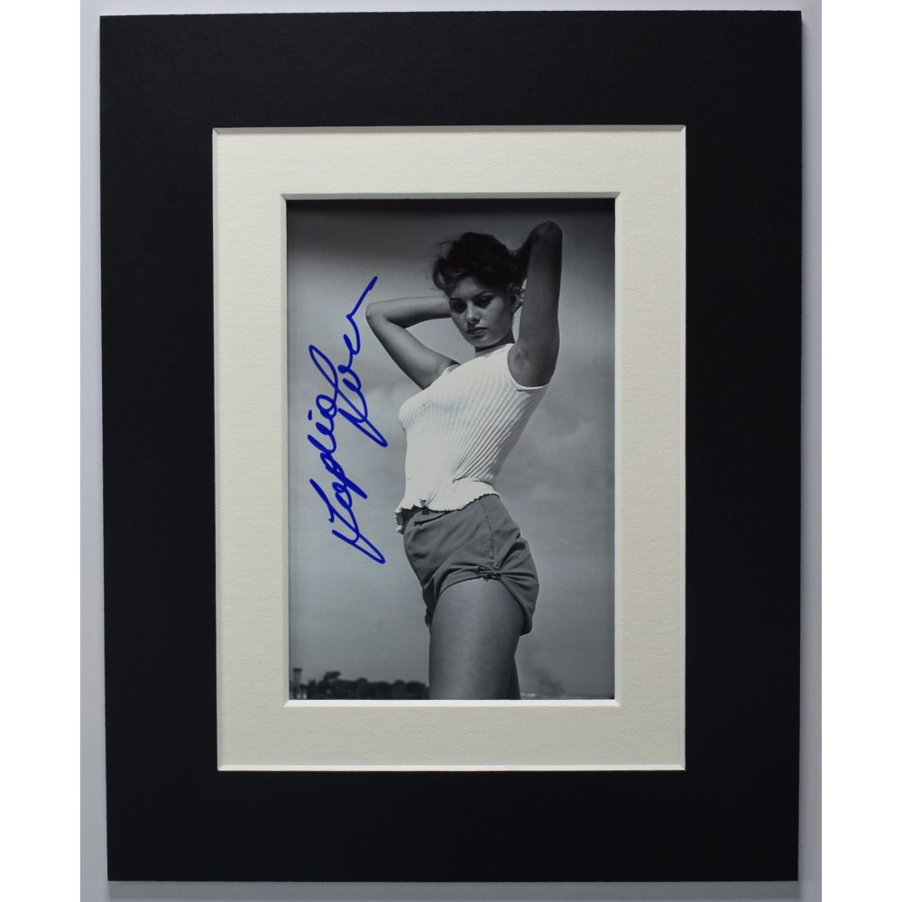 Sophia Loren Signed Autograph 10x8 photo display Houseboat Film Actress ...