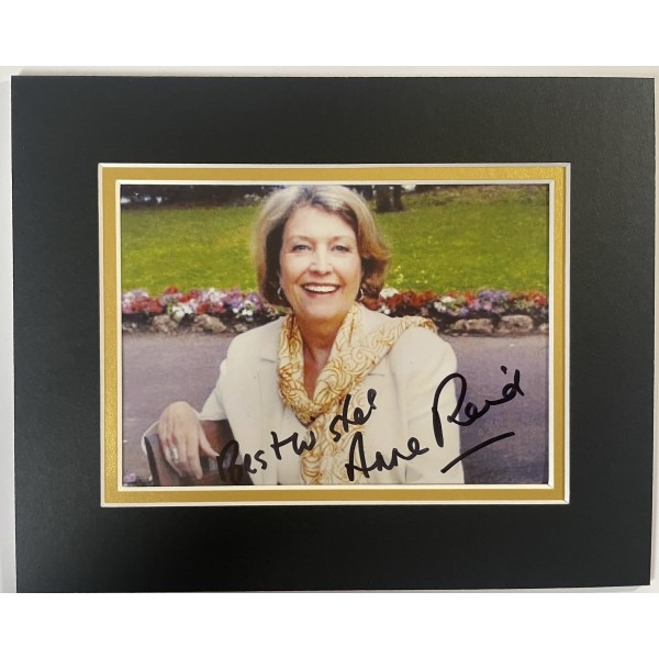 Anne Reid Signed Autograph 10x8 photo display TV Dinner ladies Actress COA